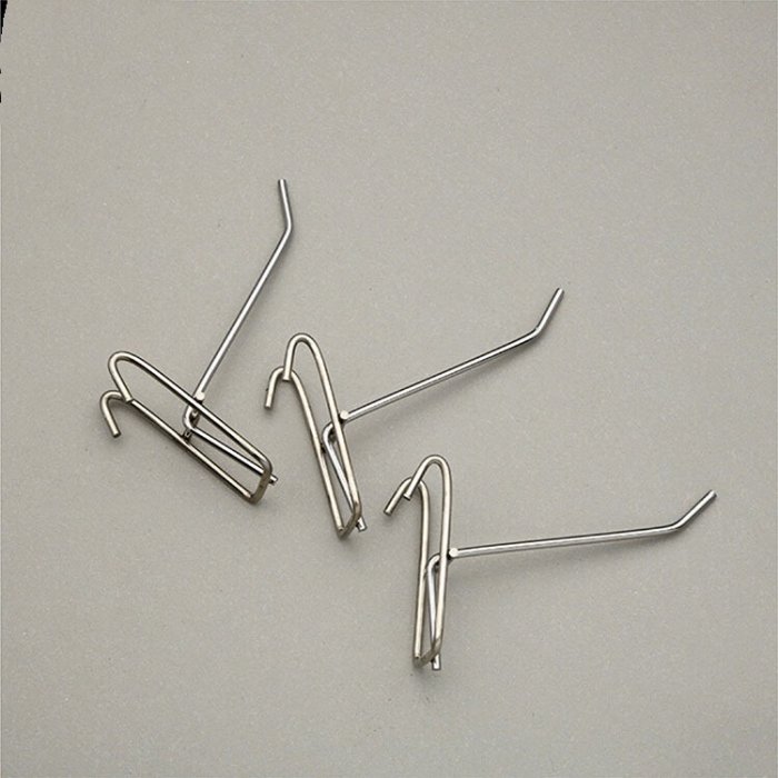 【singcoco】⭐現貨⭐不銹鋼網格掛勾 厚度3.5/5mm 網鉤 浸塑網鉤 鉤子 超商貨架掛勾 網架掛勾 網架鐵勾 | 蝦皮購物