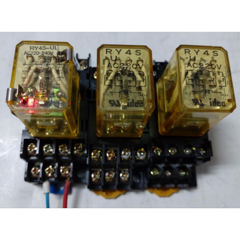 🌞 IDEC 和泉 RY4S-UL AC220-240V 繼電器 (附燈) RY4S-U AC220V (無燈) 4極 | 蝦皮購物