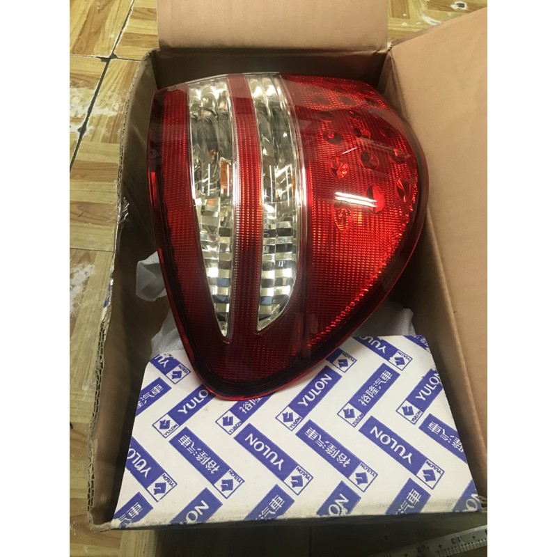 TNSK 正廠 原廠 NISSAN CEFIRO A34 3.0 後燈 尾燈 正廠 . | 蝦皮購物