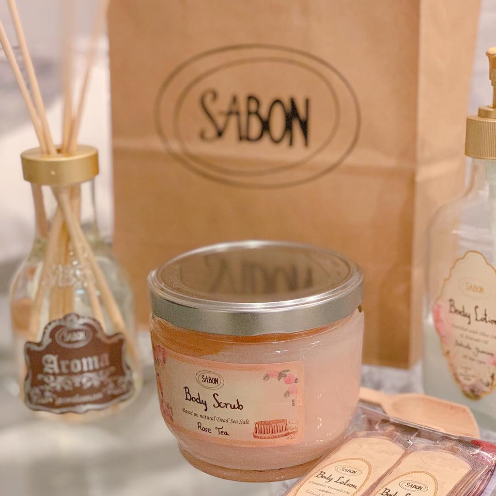 『Lihua』現貨 SABON磨砂膏 綠玫瑰 白玫瑰 PLV 茉莉花語 玫瑰茶語 身體磨砂膏 600g | 蝦皮購物