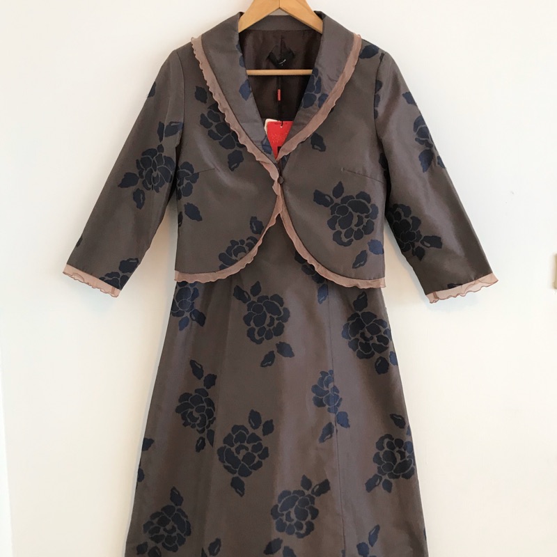 林臣英 NADIA LIN 設計師品牌 兩件式雪紡挺版長洋裝禮服 媽媽裝 | 蝦皮購物