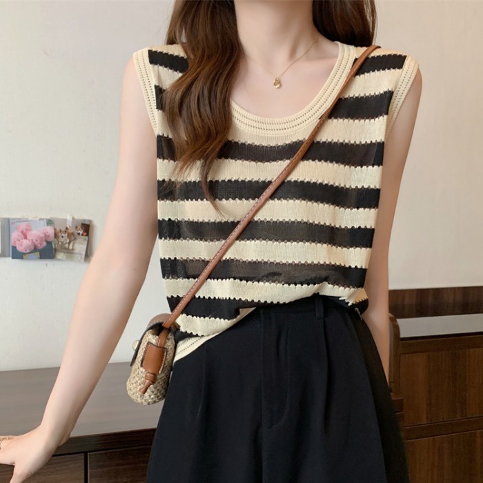 Waroom|售完不補 S57條紋針織鏤空背心/短袖|洞洞背心|外穿辣妹|吊帶背心|針織背心|設計感|馬甲|洞洞|無袖 | 蝦皮購物