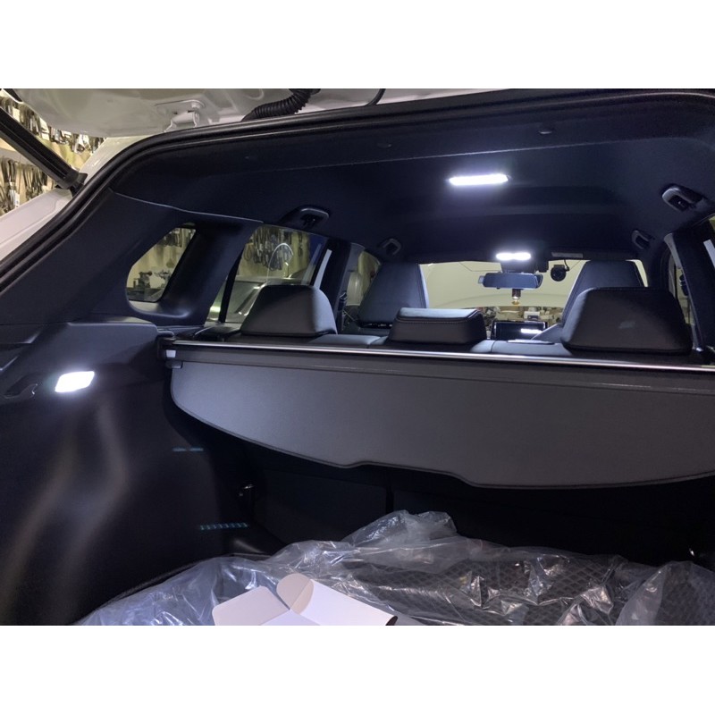 TOYOTA COROLLA CROSS 專用 LED全車六件組室內燈（台灣製） | 蝦皮購物