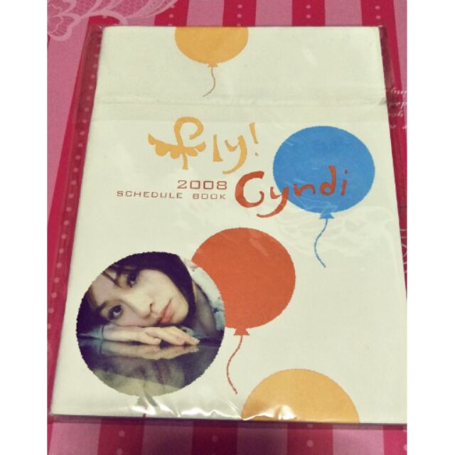 王心凌 Fly Cyndi 2008自拍寫真行事曆 | 蝦皮購物