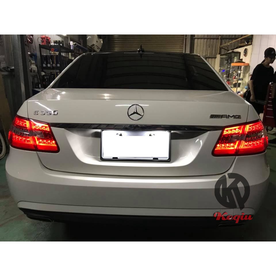 起秋汽機車精品 賓士BENZ W212 E200 E250 E350 E63 牌照燈 LED 白光 W204 | 蝦皮購物