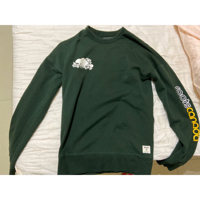 Roots男版XS 大學T墨綠色 | 蝦皮購物
