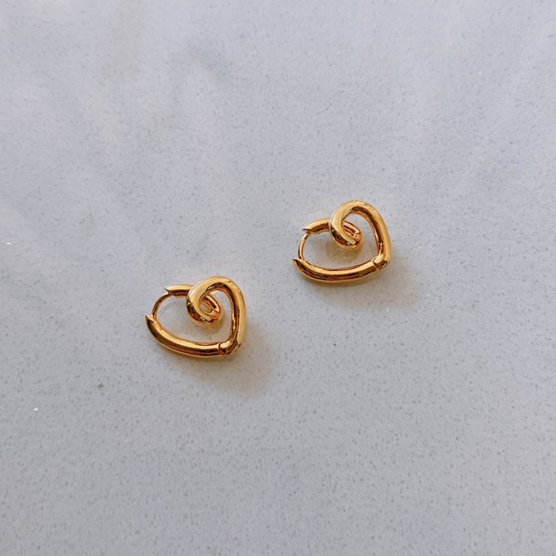 【Eighting_KOREA】給妳的愛_手繪筆劃愛心耳環 | 蝦皮購物