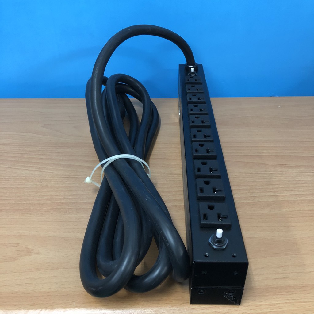 APC AP9560機架式配電台10個插座(二手良品) | 蝦皮購物