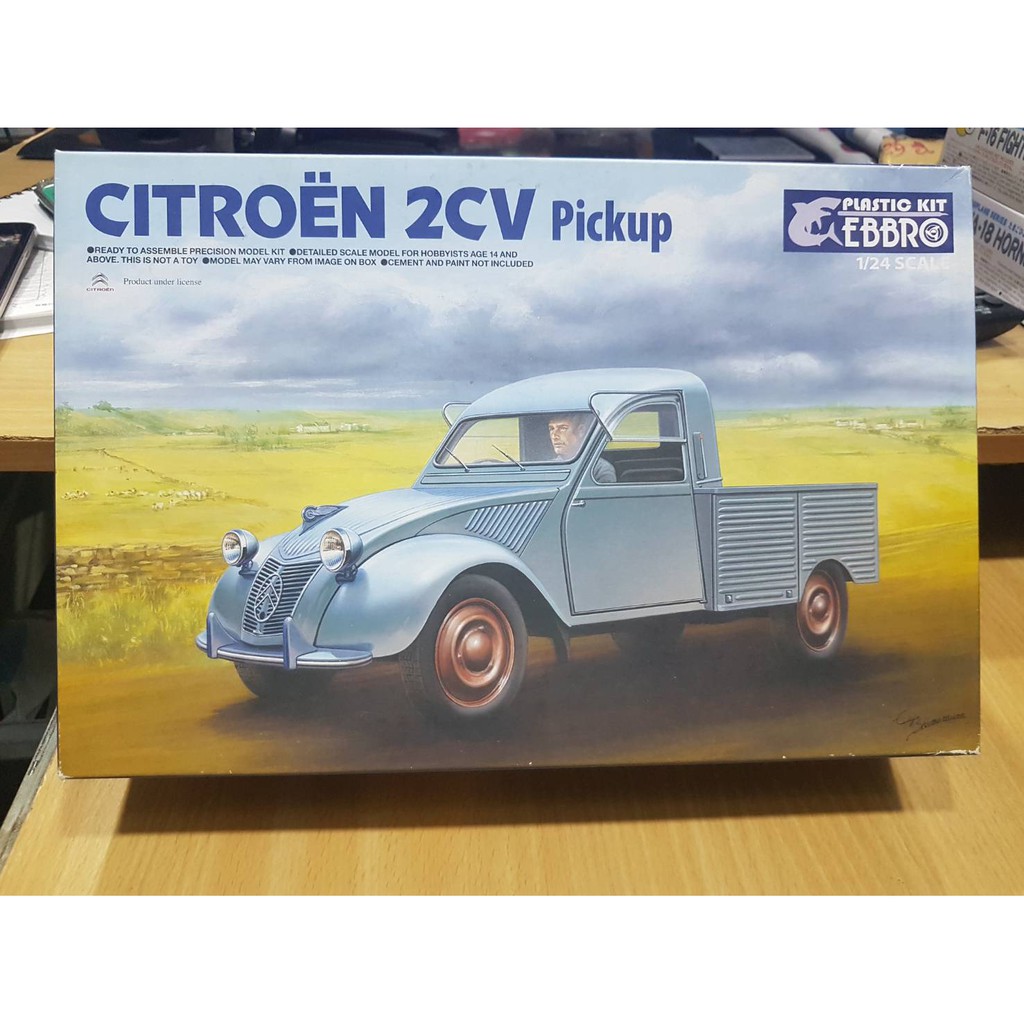 現貨 EBBRO 1/24 雪鐵龍 2CV 老皮卡 25004 | 蝦皮購物
