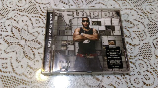 Mail On Sunday Flo Rida (佛羅里達) - 快活星期天 | 蝦皮購物