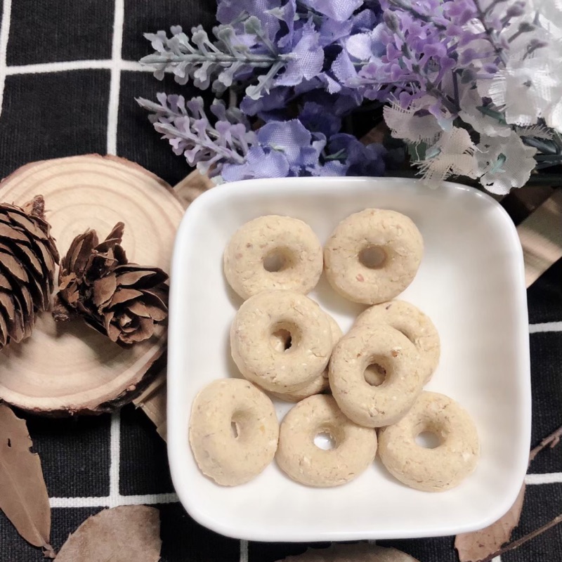 @寵愛有家@ 堅果乳酪磨牙餅乾20g 三線 布丁 老公公 一線 紫倉 黃金鼠 松鼠 犬 | 蝦皮購物