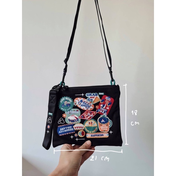 (現貨) Hamblepie x Thai愛買 小方型斜背包（只有一個顏色） | 蝦皮購物