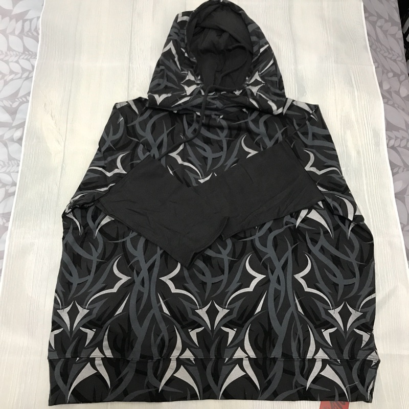 低於原價 CLOT BLACK ALIENEGRA 荊棘 3M反光 限定 迷彩斗篷 斗篷 黑荊棘 男女皆可(台灣限定) | 蝦皮購物