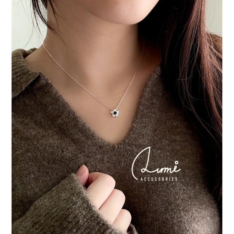 [ALUMI] 小花項鍊｜S925純銀 鍍18K金 黑鋯石小花造型 短項鍊 飾品 純銀項鍊 | 蝦皮購物