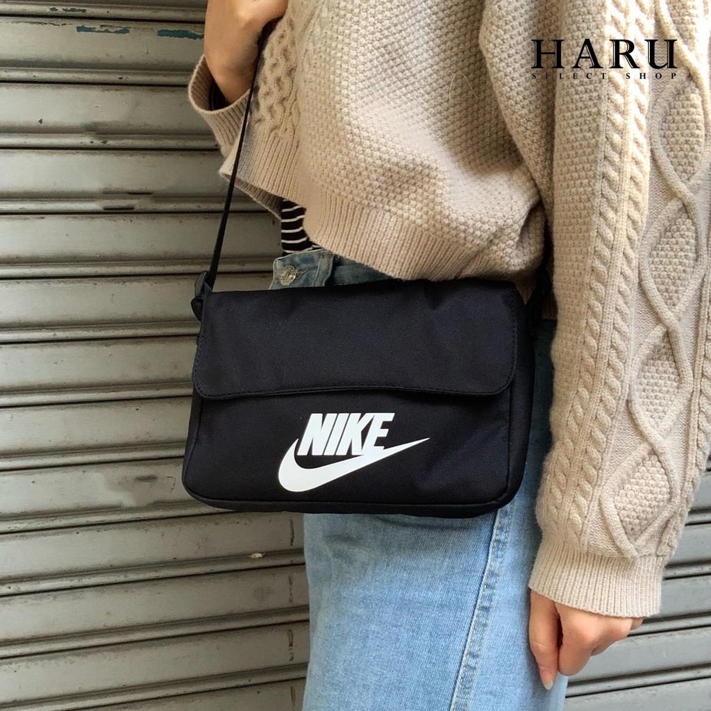 ☆HAru☆NIKE NSW FUTURA 365 CROSSBODY 黑白 可調 側背 小方包 CW9300-010 | 蝦皮購物