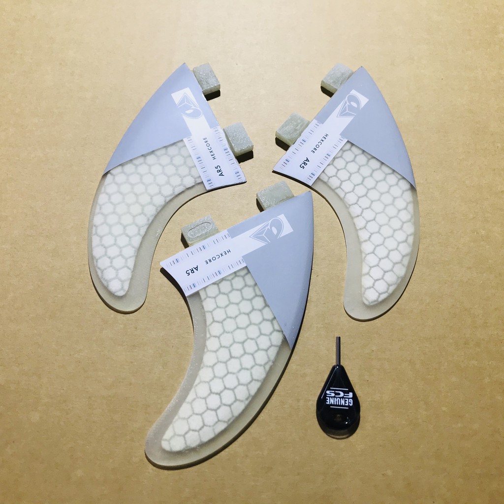 [台灣現貨] 衝浪尾舵Fin 全新FCS1 輕量化Honey Come HEXCORE AR5 | 蝦皮購物