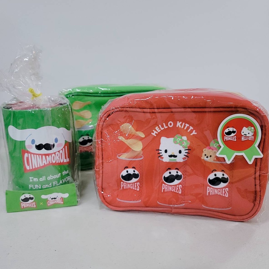│全新現貨│日本 三麗鷗 品客 Hello Kitty 大耳狗 Sanrio x Pringles 化妝包 收納包 筆筒 | 蝦皮購物
