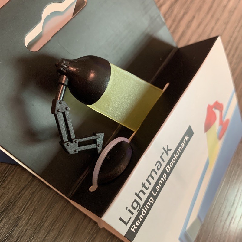 【CHENset】C010 亞馬遜 KUSO 創意 Lightmark閱讀書燈 書籤 3D 立體造型 分頁夾 交換禮物 | 蝦皮購物