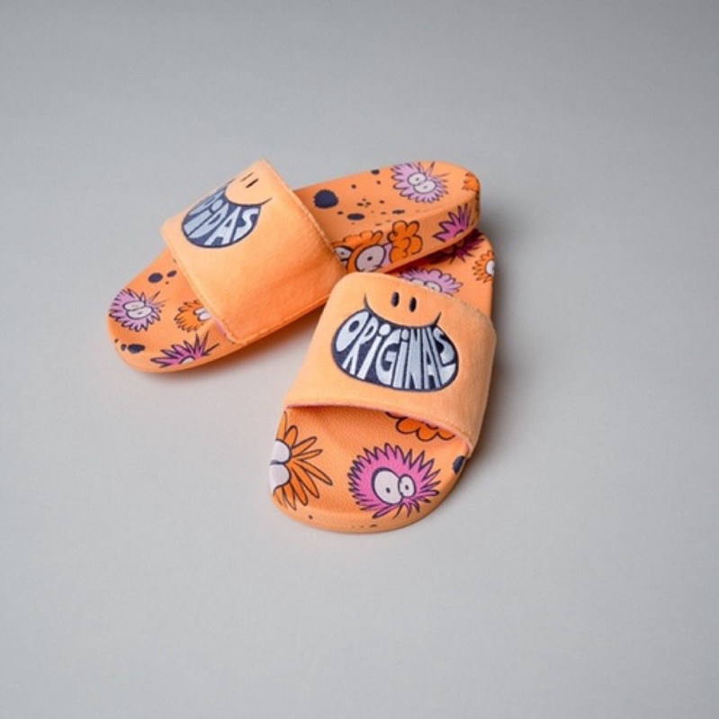 【R-MAN】 Kevin Lyons x Adidas Adilette 笑臉 拖鞋 運動拖鞋 GY5768 | 蝦皮購物