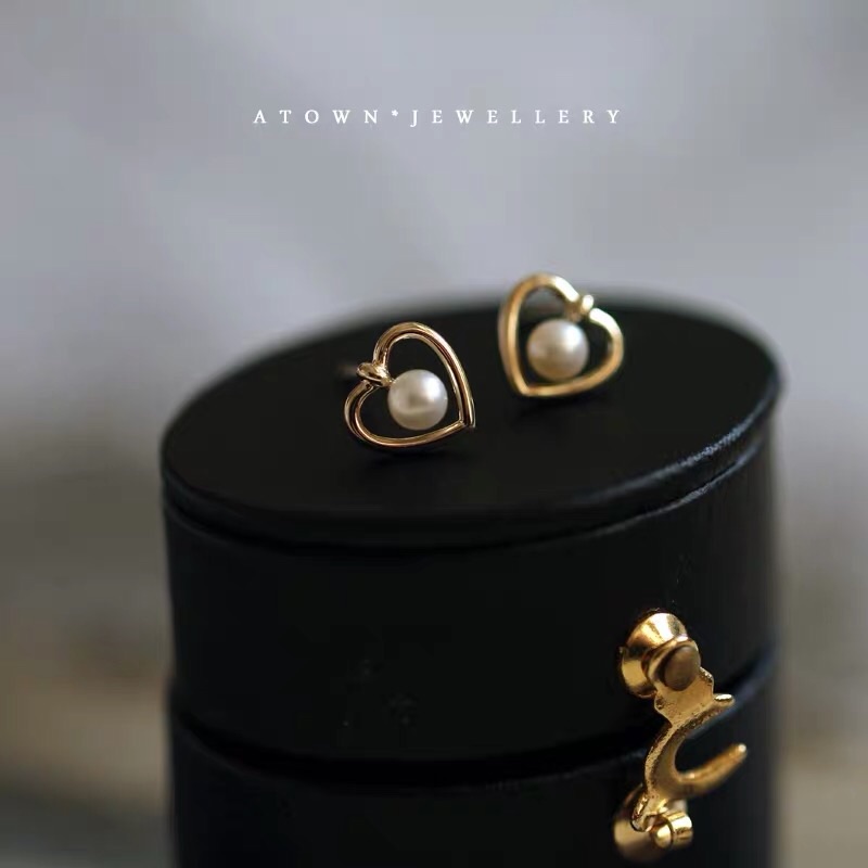 =現貨= ATOWN 輕珠寶 9K金 9K黃金 愛心珍珠耳環 | 蝦皮購物