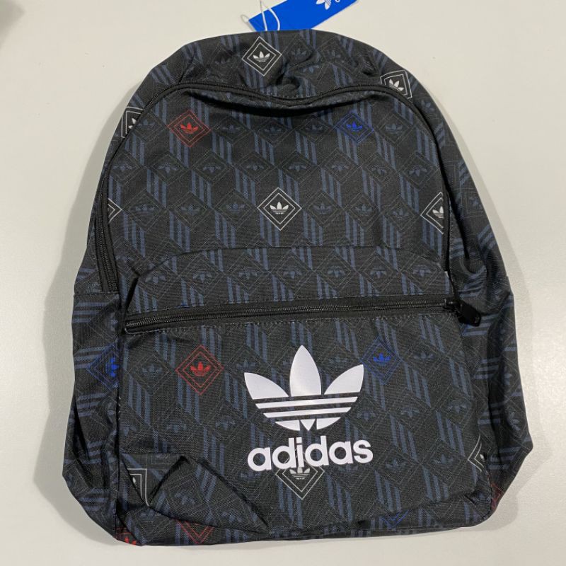 {The PAST} 台北門市 Adidas originals FT9292 logo 印花 後背包 現貨 | 蝦皮購物