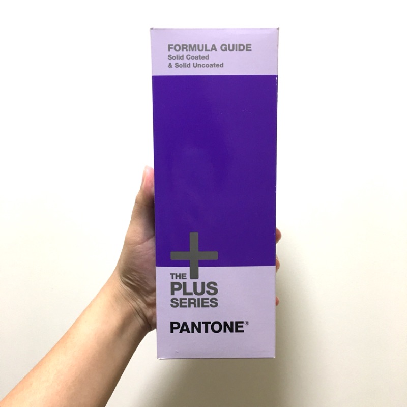 Pantone The Plus Series/Formula Guide solid coated uncoated | 蝦皮購物