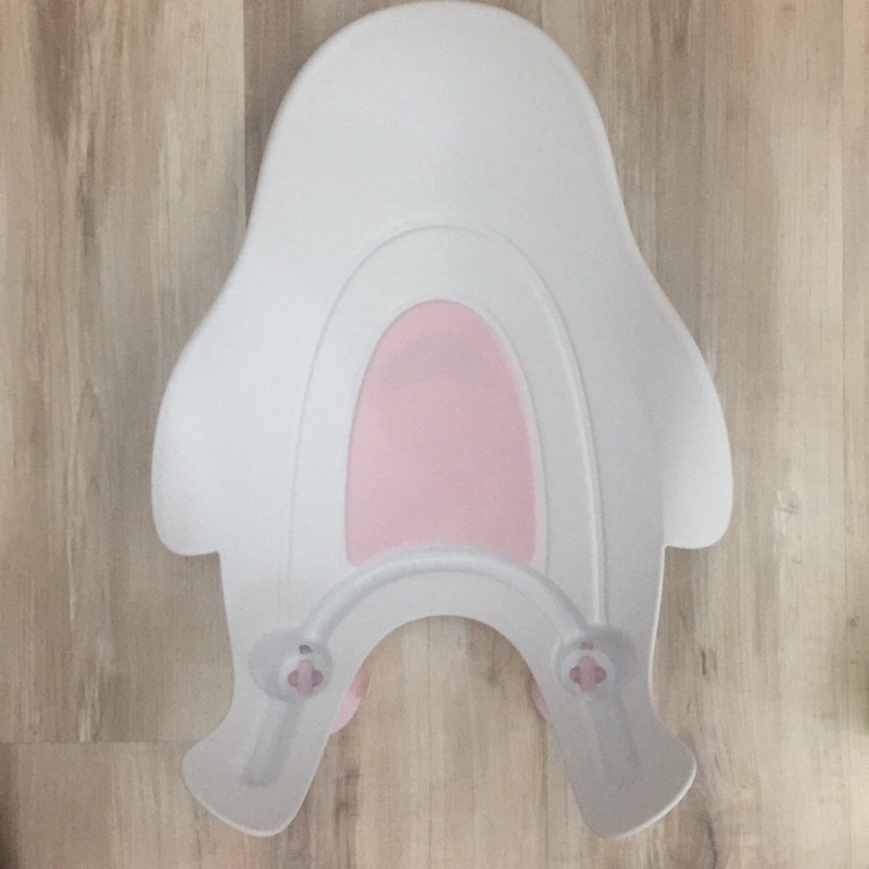 Babe cosset 多功能洗屁架 (洗屁神器)-櫻花粉-4-18個月適用 | 蝦皮購物