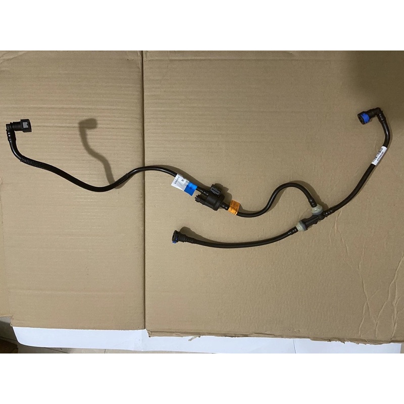 限Ford福特(Focus15-18年 MK 3.5 1.5T /&15-20年Kuga 1.5T) 專用碳罐電磁閥含管 | 蝦皮購物