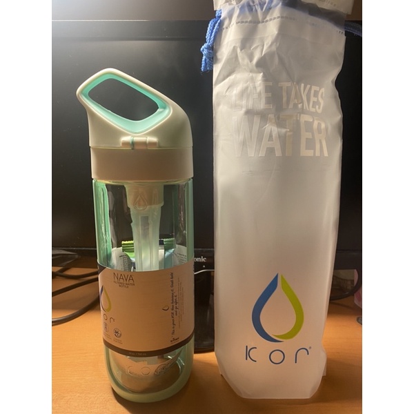 美國 KOR water NAVA Filter 隨身濾水瓶700ml (1瓶＋1濾芯）-嫩芽綠 | 蝦皮購物
