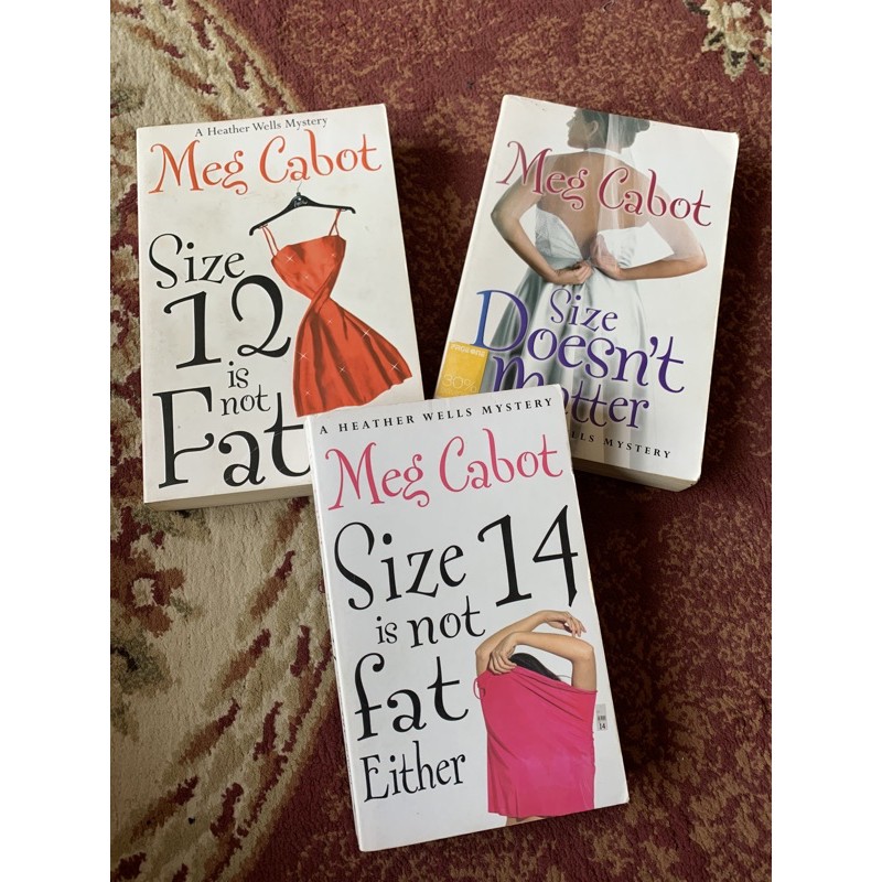 [愛書人]原文書（英文）size 12 is not fat | 蝦皮購物