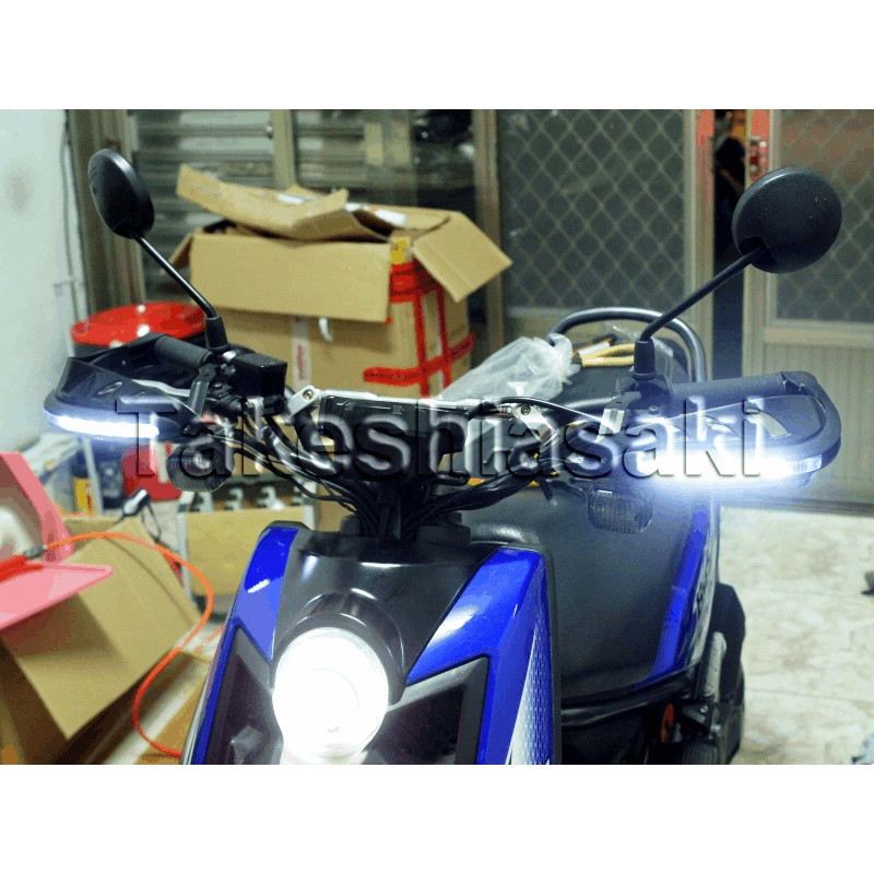 【高橋車部屋】LED 護弓 護手 晝行燈 日行燈 方向燈 SM KTR BWS 大B 滑胎 越野 速可達 檔車 皆可改裝 | 蝦皮購物