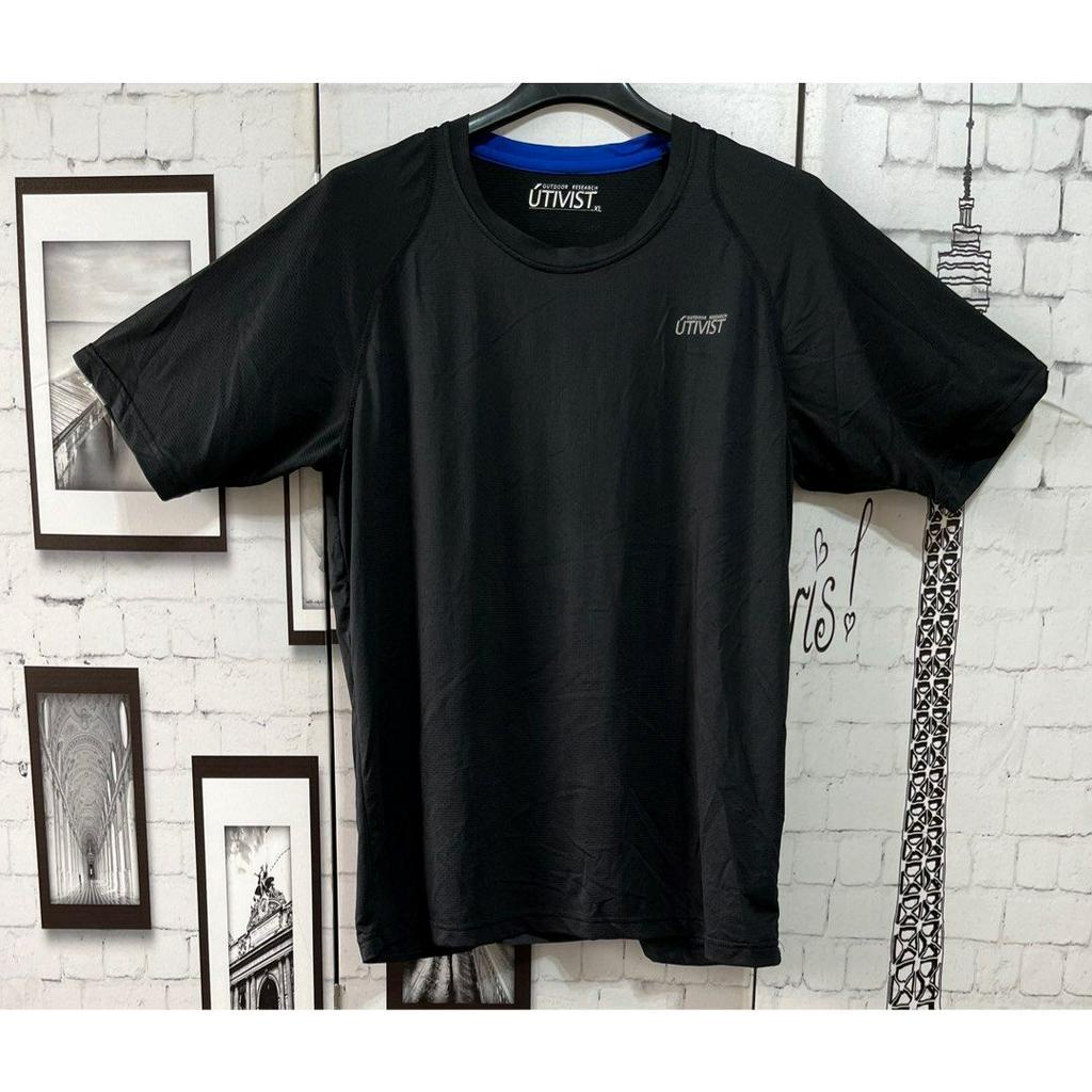 UTIVIST 戶外活動品牌前黑色後黑、灰色透氣、排汗、快乾圓領短袖運動上衣 | 蝦皮購物