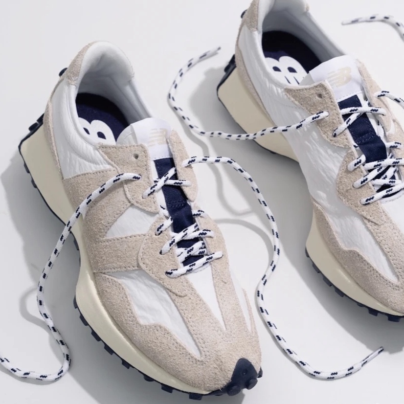 Kazima｜現貨 New Balance 327 燕麥藍 IU款 NB 奶白色 深藍 米白藍 奶油底 MS327RF1 | 蝦皮購物