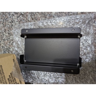 『產品嚴選』EPSON EF 11/12 專用吊架板（料號：ELPMB65）＃投影機吊架 ＃攜便型投影 ＃轉接座＃1/4 | 蝦皮購物