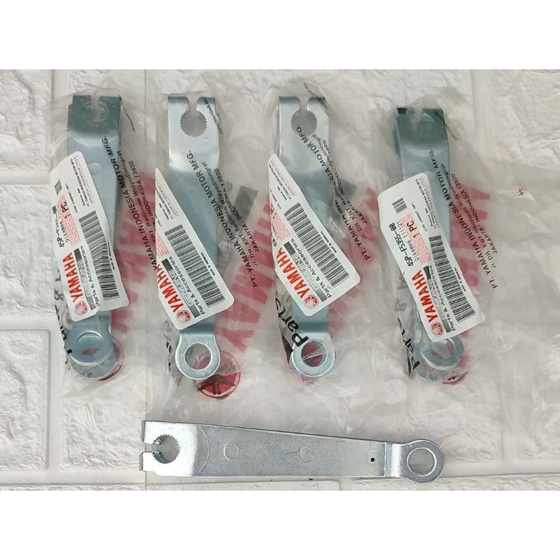 山葉 Byson Brake Thigh 原裝 Yamaha 正品零件與 bajaj 長度相同 | 蝦皮購物