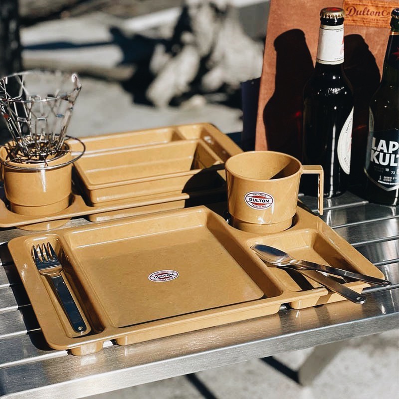 \\ 現貨 ｢DULTON 米黃色絲紋露營野餐用餐盤組 可堆疊｣ 拿道具Holdingprops | 蝦皮購物