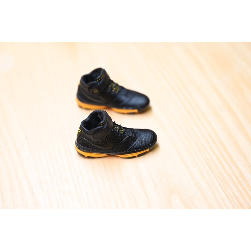Kobe 1/6 精緻球鞋 ZK10 ZK2 龍總出品 非Enterbay | 蝦皮購物