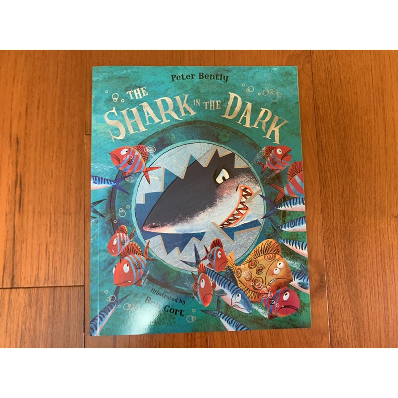 全新 繪本 The Shark in the Dark (平裝) | 蝦皮購物