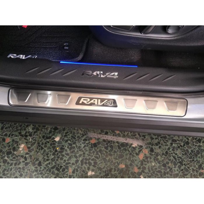 (柚子車舖) 2019-2024 RAV4 5代 白金 迎賓踏板 -報價一組4入 | 蝦皮購物