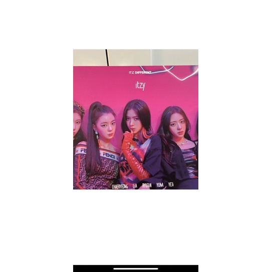 Itzy空專 個人封面 寫真書 Wannabe專輯 空專 Yeji Lia Ryujin Chaeryeong Yuna 蝦皮購物