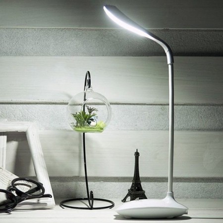 3 種模式台式 LED 燈代碼 6702-USB 充電器 (帶電纜) | 蝦皮購物