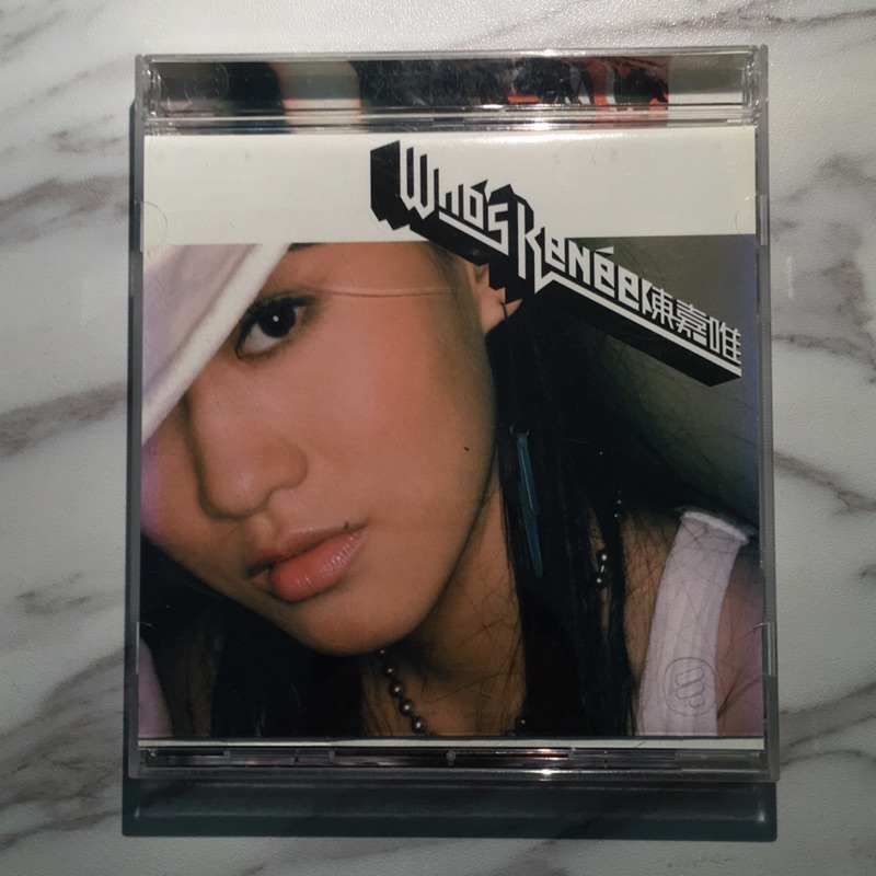 二手CD 陳嘉唯 Who’s Kenee | 蝦皮購物