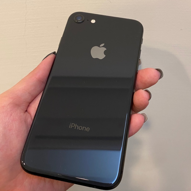 iphone8 4.7 64g 黑色 二手 無刮傷 全配 可面交(台中) | 蝦皮購物