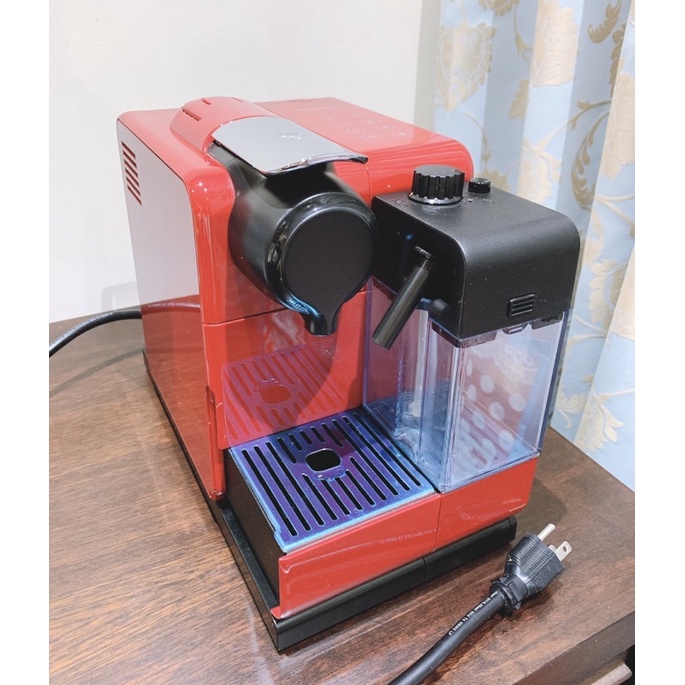 Nespresso雀巢膠囊咖啡機 F511附奶泡機 | 蝦皮購物