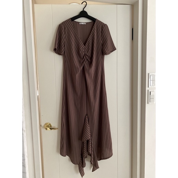 全新ZARA長洋裝 下擺設計款 M $1490 | 蝦皮購物