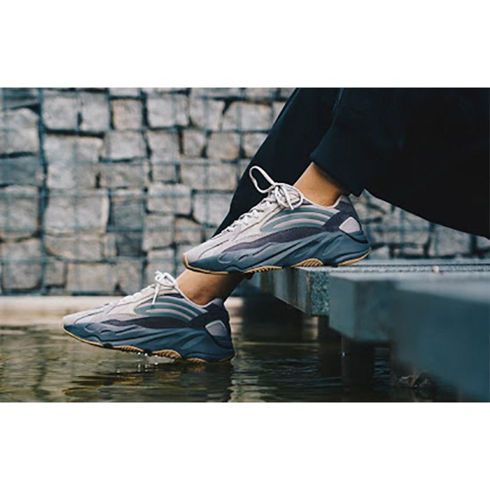 【S.M.P】Adidas Yeezy Boost 700 V2 Tephra 鐵灰 灰 咖啡 全新公司貨 FU7914 | 蝦皮購物