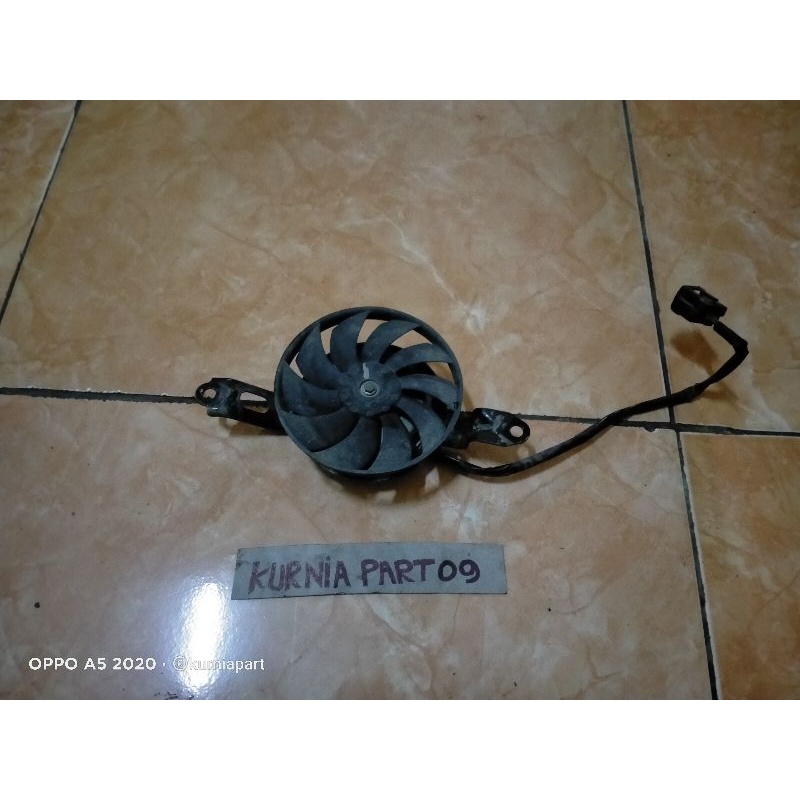 散熱器風扇 cb150r 新舊 cb150r led cbr150r 改款 ori Sogan | 蝦皮購物