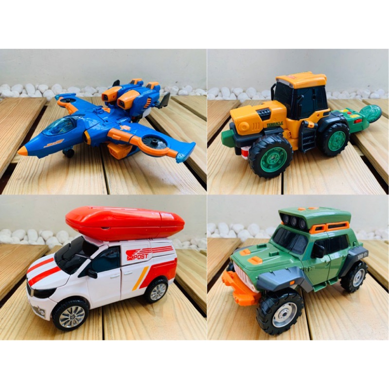 機器戰士 TOBOT W、V、T、K 4隻1組 無盒 有說明書 9成新 音效及功能皆正常 | 蝦皮購物