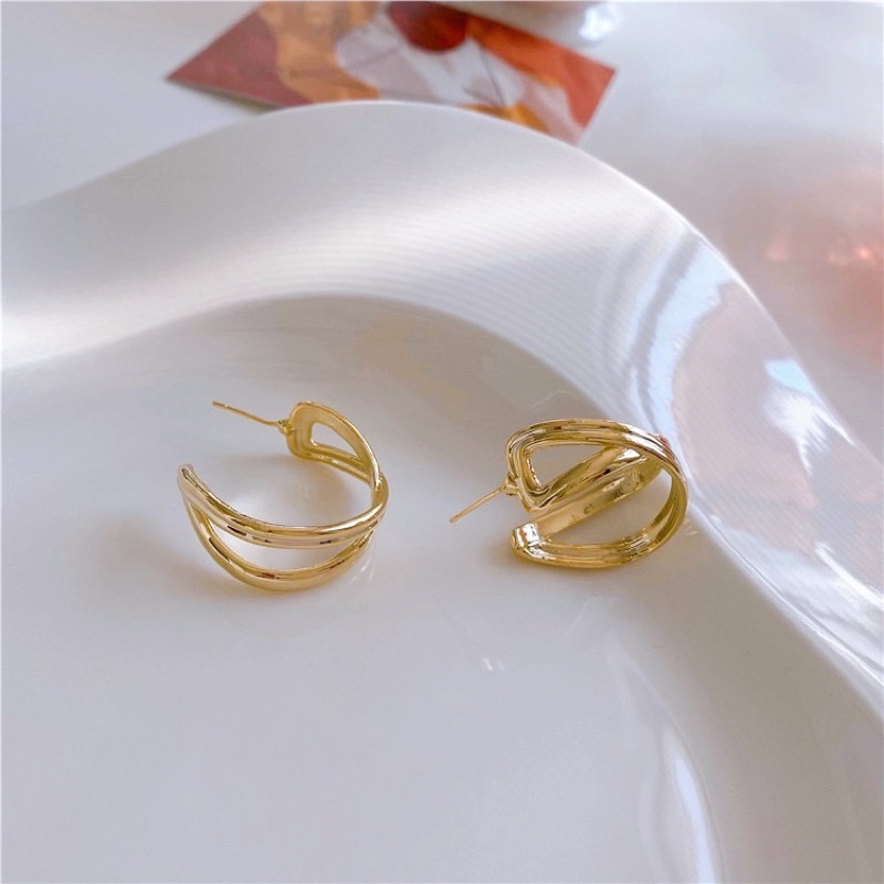 現貨｜簡約仿金屬簍空圓圈耳環 ｜可改夾式 Y009 | 蝦皮購物