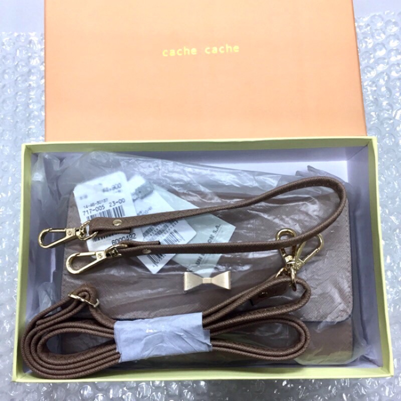 花輪小舖-日本Cache Cache 時尚蝴蝶結3way包/多層實用長夾包 咖啡色 [現貨供應] | 蝦皮購物